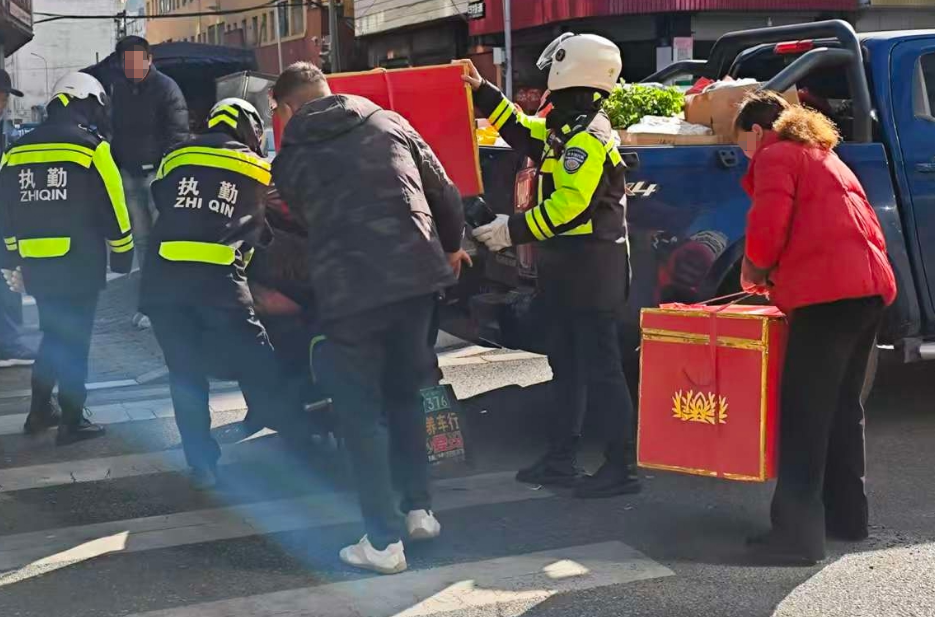 宁德交警：暖心警事＋1＋1＋1…… - 八闽风采 - 福建交警网